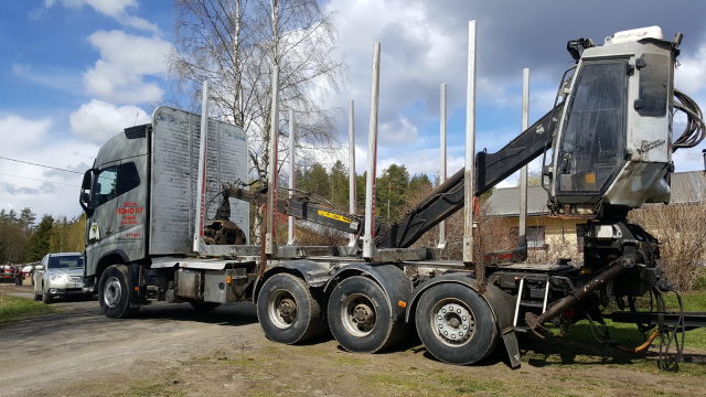 Puutavara kuorma-auto Volvo FH16 750 hv -16